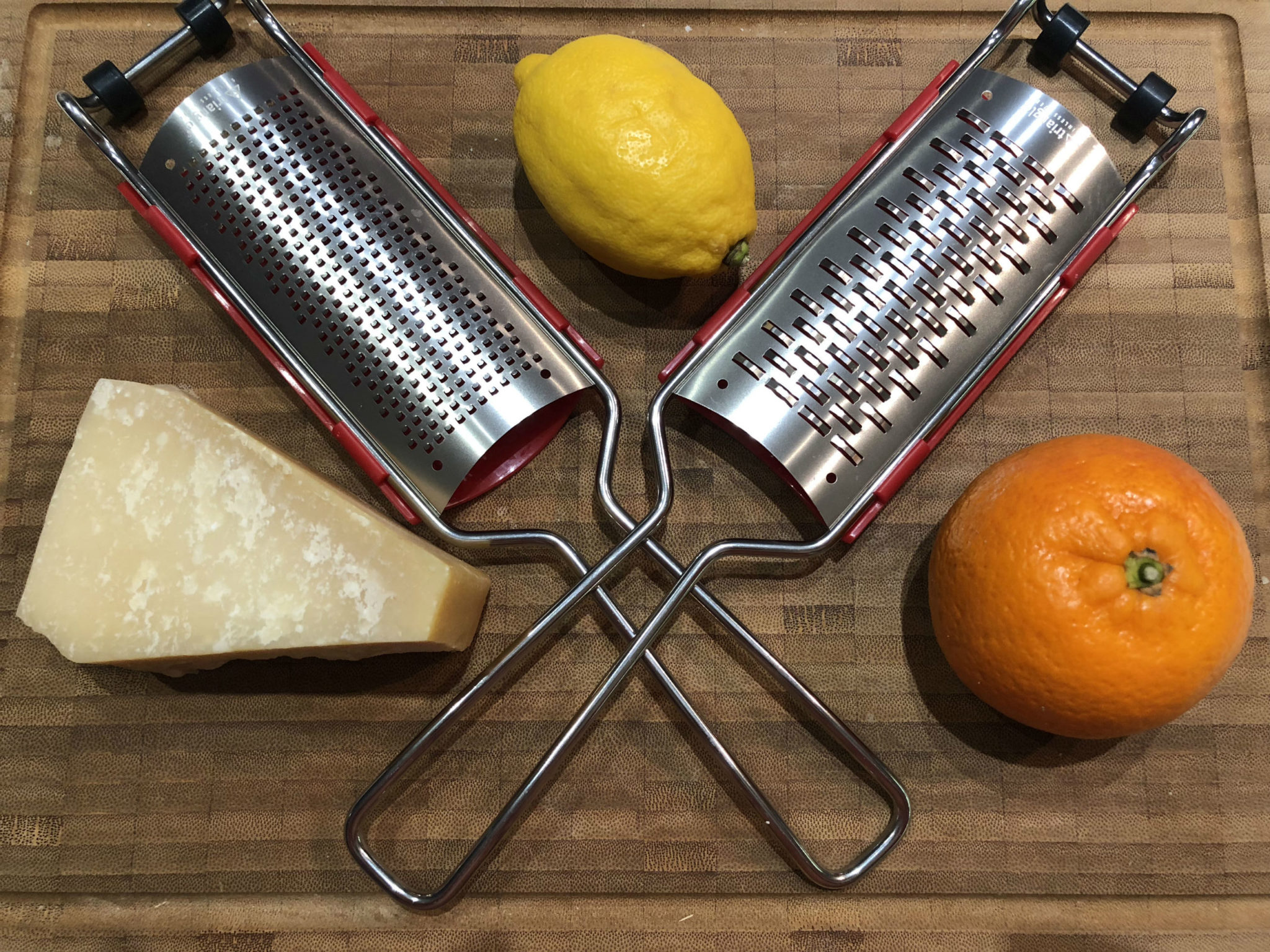 La râpe à fromage/râpe à légumes de qualité